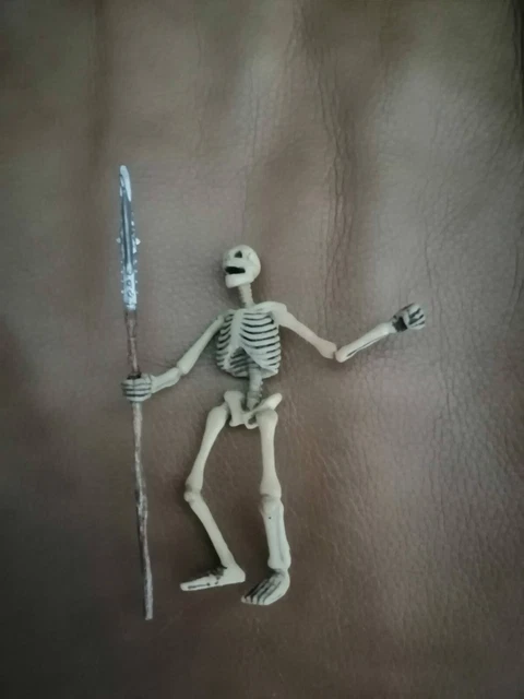 SCHLEICH ELDRADOR SKELETON ELC Tower of Doom Mythical Skeleton Figures ...