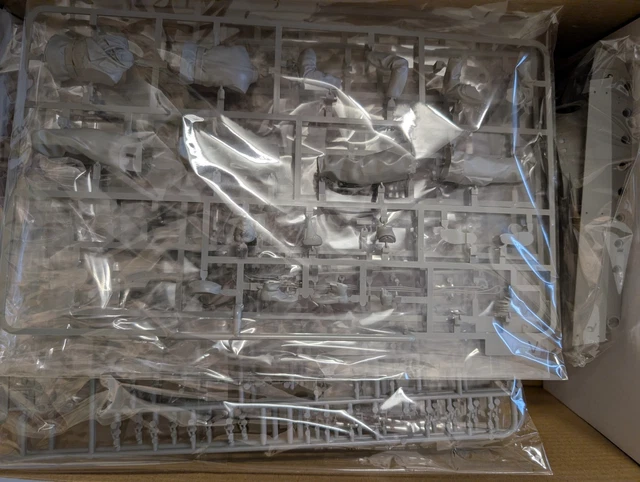 TAKOM TIGER 1 with Zimmerit Otto Carius 1/35 Scale Limited Edition £47. ...