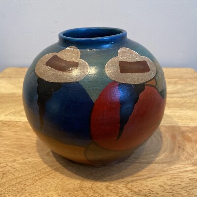 MORIT PERUVIAN POTTERY 5” Vase Hand Painted Pots People Hats Signed ...