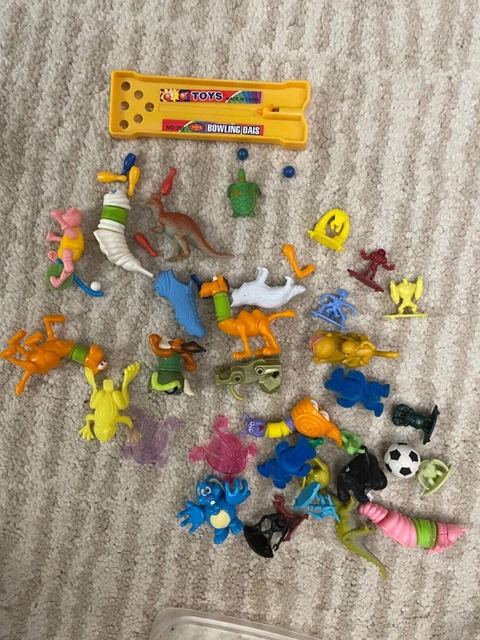 Assorted Vintage Kinder Surprise Egg Toys Bundle Ben 10 Omnitrix