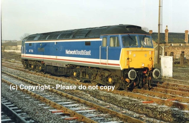 BRITISH RAILWAY DIESEL LOCOMOTIVE PHOTO NSE CLASS 47 No 47701 SALISBURY ...