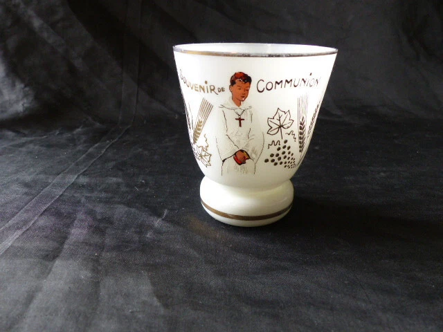 ANCIEN VERRE SOUVENIR De Communion En Opaline Blanche EUR 10,00 - PicClick FR