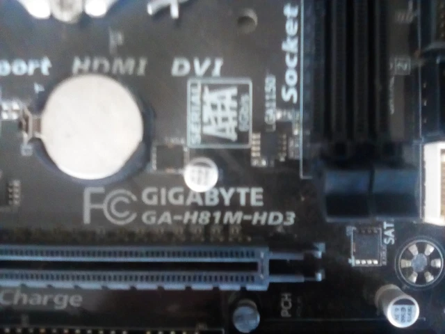 GIGABYTE GA-H81M-HD3 Socket 1150 EUR 45,00 - PicClick ES