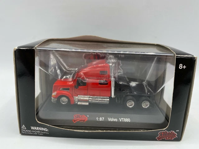 MALIBU INTERNATIONAL VOLVO T800 Tractor Truck Cab Rig 1/87 Scale ...