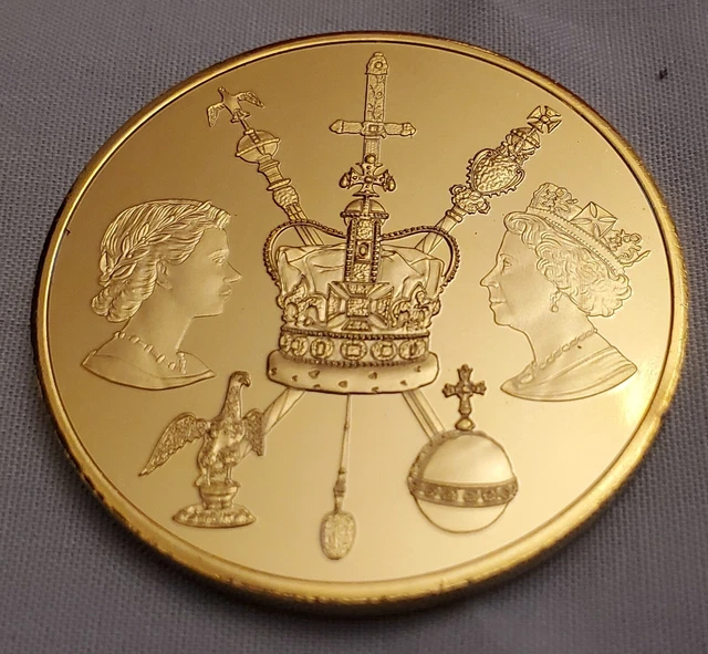 QUEEN ELIZABETH II Diamond Jubilee Gold Coin Medal Retro Royal Mint ...