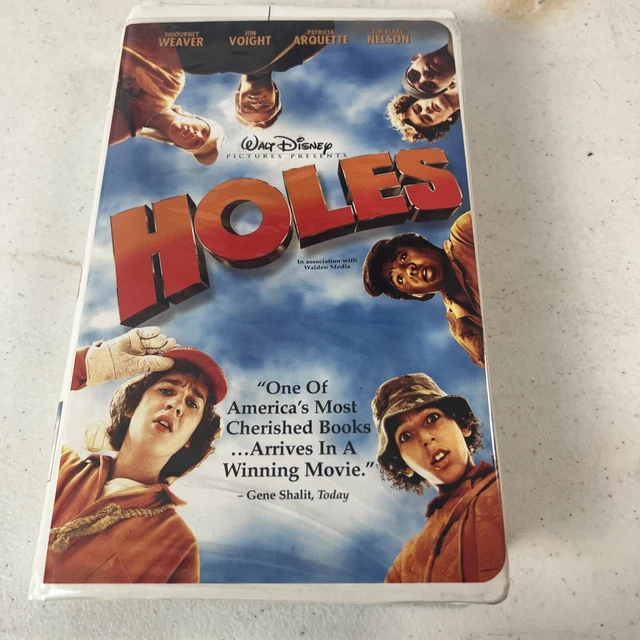 HOLES (2003) - Clamshell - VHS 31679 - Walt Disney - RARE BLUE Cassette ...
