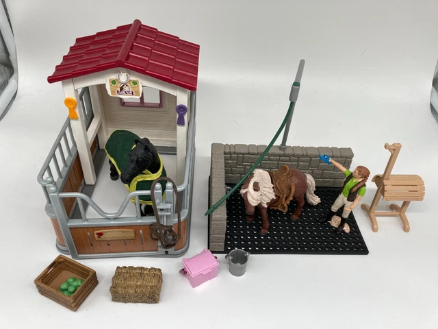 SCHLEICH HORSE CLUB 72177 - Waschplatz mit Pferdebox EUR 21,99 ... SCHLEICH HORSE CLUB 72177 - Waschplatz mit Pferdebox EUR 21,99 ...