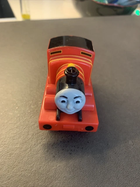 THOMAS AND FRIENDS JAMES Pull Back And Go Friction Train Toy Set £4.99 ...