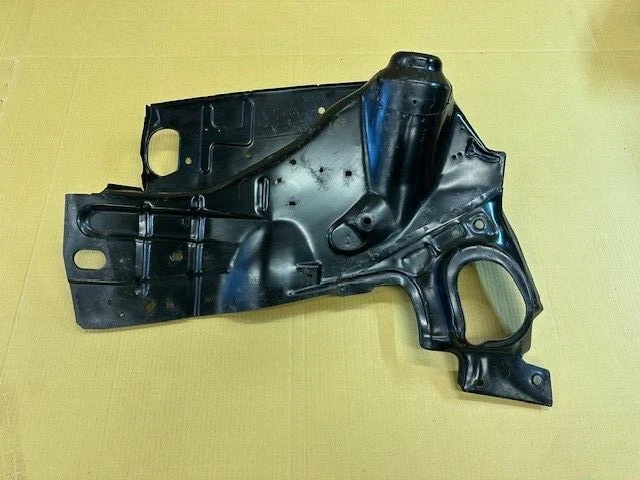 FORD ESCORT MK4 Inner Wing New Genuine Ford Drivers side....N.O.S £171. ...