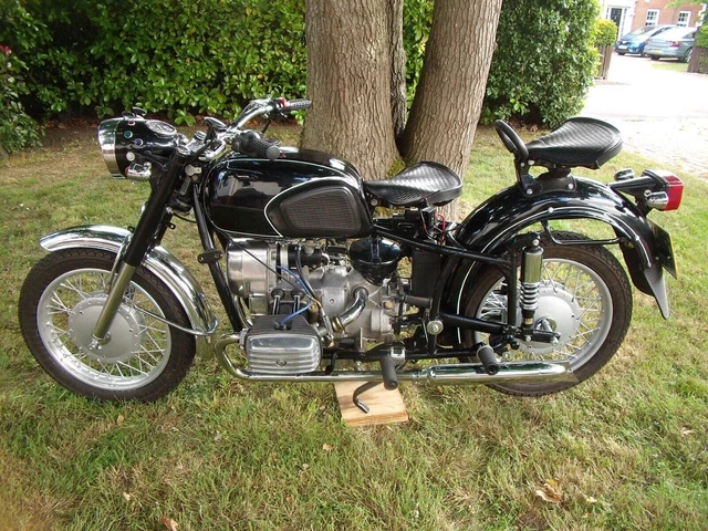 CLASSIC DNEPR MT9 MT11 Cossack Neval 650cc Full Restoration MOT & Spare ...