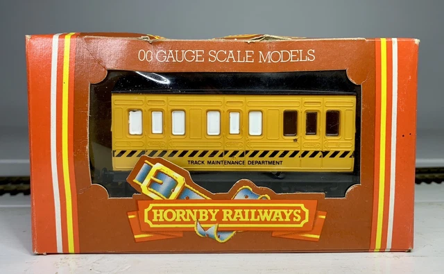 HORNBY R296 4 Wheel Track Maintenance Coach With Cleaning Pads Removed ...