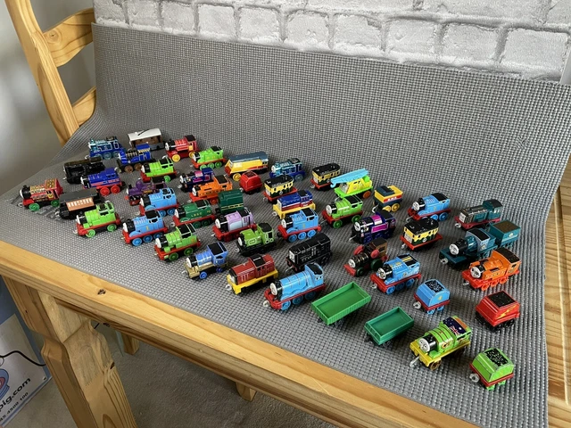 THOMAS & FRIENDS Trackmaster Push Along Train Bundle x 50 £54.99 ...