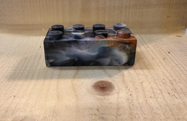 VINTAGE GRANGEMOUTH LEGO Brick 70s Borg-Warner Test Mould Marbled Brick ...