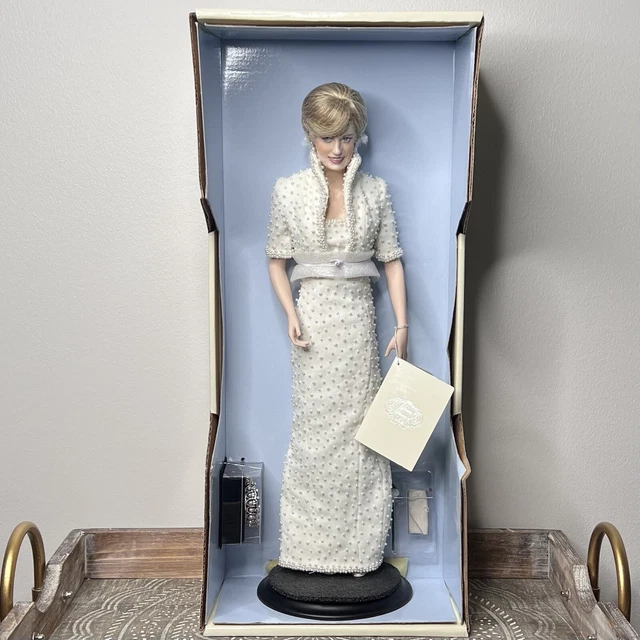 Franklin Mint Princess Diana Of Wales Porcelain Doll White Beaded Set