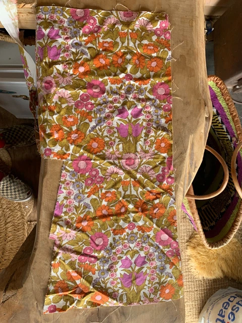 VINTAGE 1970S JONELLE 'Daisy Chain' Pat Albeck Cotton Fabric 33x23cm £ ...