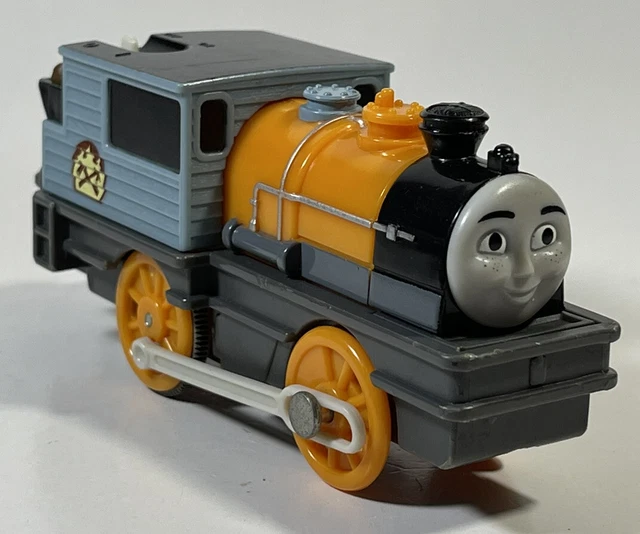 THOMAS & FRIENDS Motorized Dash Trackmaster Train Tank Engine 2009 ...