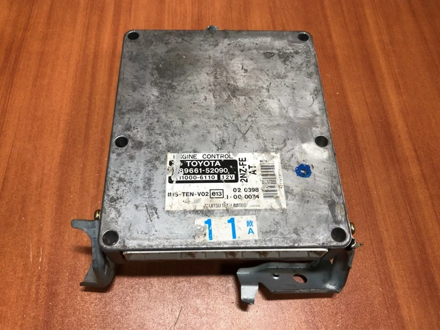 TOYOTA YARIS ENGINE Control Unit Motor Ecu Fujitsu 8966152090 ...
