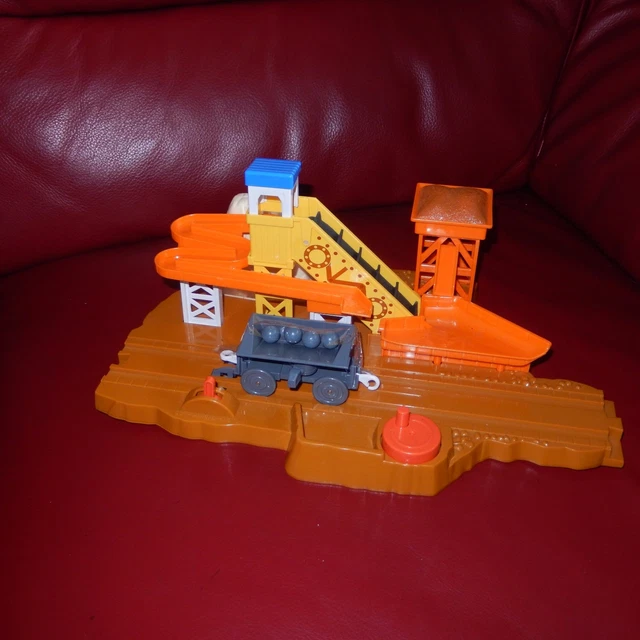 TOMY TRACKMASTER THOMAS the tank engine sodor quarry loader with truck ...
