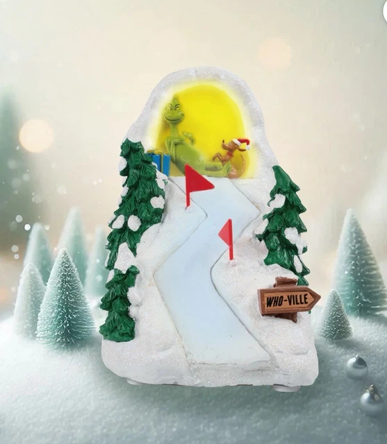 THE GRINCH CHRISTMAS Village GRINCH LAIR w/Grinch & Max LIGHT & SOUND ...