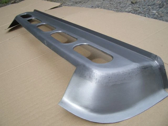 DE TOMASO PANTERA parts. New front valance. Detomaso EUR 274,77 ...