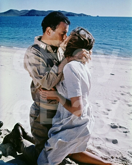 CATCH-22 (1970) ALAN Arkin, Paula Prentiss 10x8 Photo EUR 5,64 ...