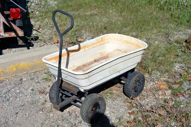 Vigoro Dumping Garden Cart | Fasci Garden