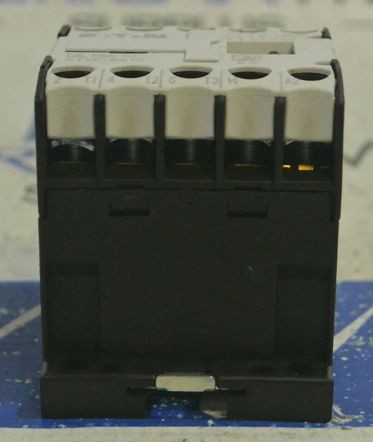 EATON XTMC9A10 NON-REVERSING IEC Mini Cintactor 3P 9A 110V50Hz/120V60Hz ...