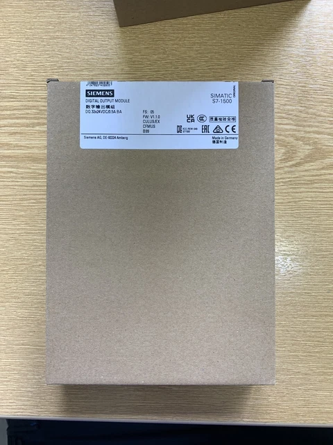 SIEMENS S7-1500 DIGITAL Output Modul DQ32*24VDC/0,5A BA EUR 600,00 ...