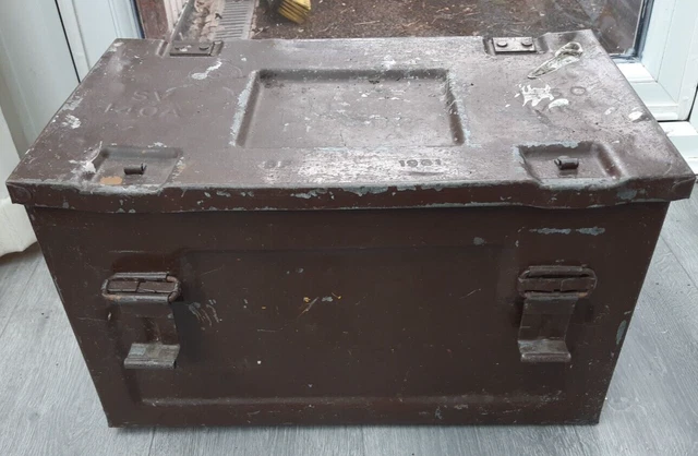 BRITISH ARMY LARGE Metal Heavy duty Storage Ammo Box 45 x 28 x 26 cm £ ...