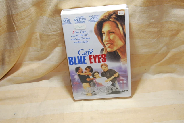 CAFE BLUE EYES Jennifer Aniston VHS VIDEO Kassette (883) EUR 20,00 ...
