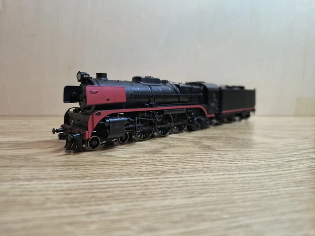 TRAINBUILDER HO VR R class R748 as running W/oil tender Excellent ...