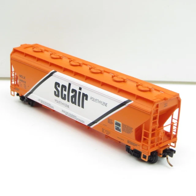 SCLAIR POLYETHYLENE 3-BAY Center Flow Hopper Nclx Micro-Trains N Scale ...