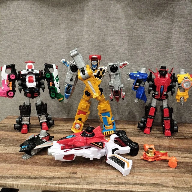 POWER RANGERS LUPINRANGER VS Patoranger Megazord Morpher Vehicle 7p set ...