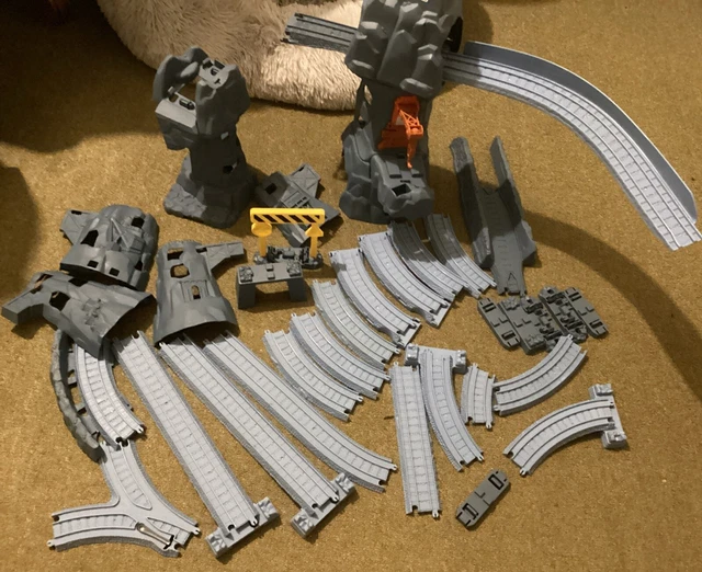 THOMAS THE TANK Engine Tomy Risky Rails Train Track £10.00 - PicClick UK