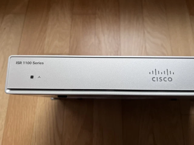ROUTER CISCO C1117-4P ISR 1100 Series completo di Staffa per ...