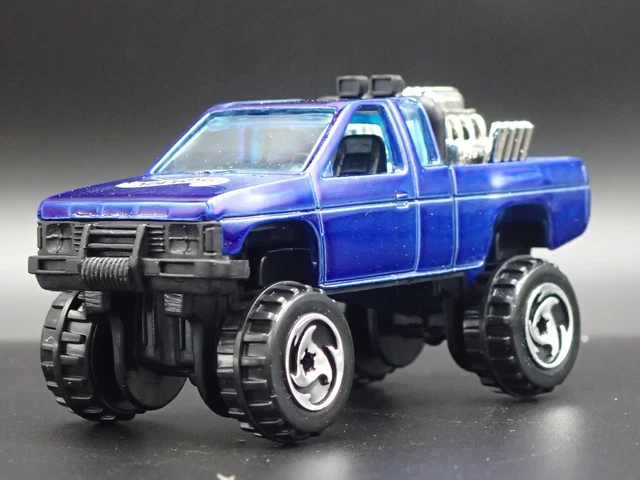 NISSAN HARDBODY 4X4 Pickup Truck Raro Modello Diecast In Scala 1:64 EUR ...
