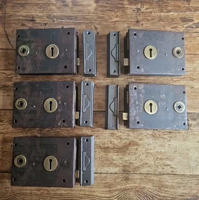 ANTIQUE VICTORIAN RIM Lock and Cast Iron Keep 3 x R/H, 2 x L/H fit. 5 ...