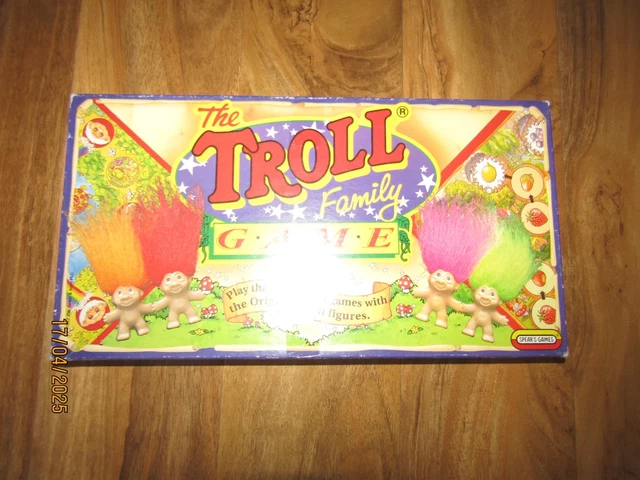 THE TROLL FAMILY Game Board Game 1992 90s Spears Rare Retro Trolls 100% ...