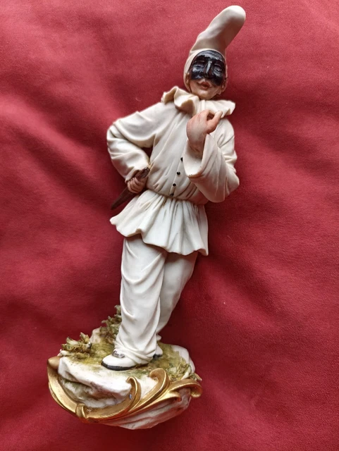 POLICHINELLE EN PORCELAINE biscuit Napolitaine de Capodimonte signée ...
