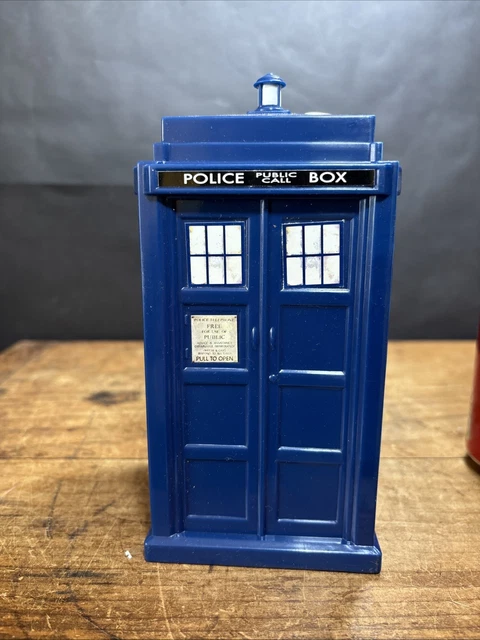 DOCTOR WHO TARDIS Official Light & Sound TM & BBC good condition £7.00 ...