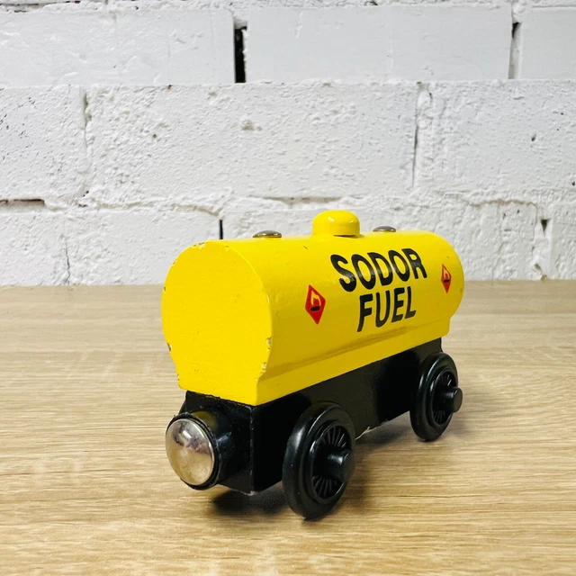 YELLOW SODOR FUEL Car Tanker Thomas the Tank & Friends Wooden Railway ...