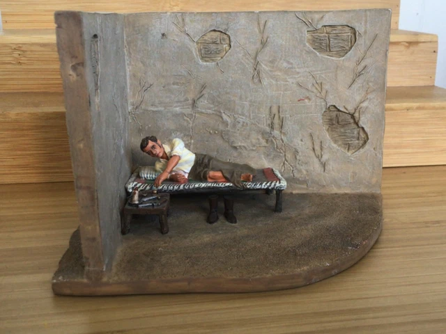 BRITAINS ALAMO JIM Bowie in bed diorama. From set 17468 54 / 60mm metal ...