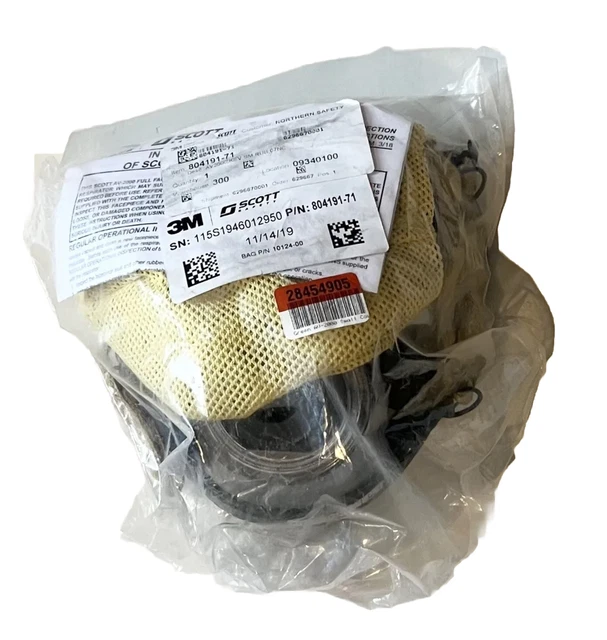 3M SCOTT SAFETY Respirator Full Facepiece AV-2000 804191-71 , Size ...