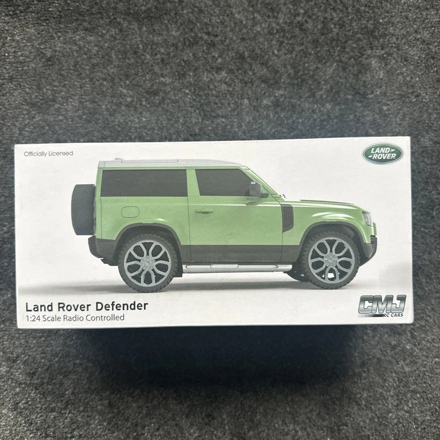 CMJ RC Land Rover Defender Official Remote Control Car 1:24, Green New ...