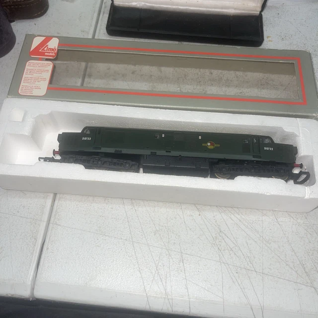 LIMA 205134 OO Gauge Class 37 BR Green "D6722" Diesel Locomotive $121. ...