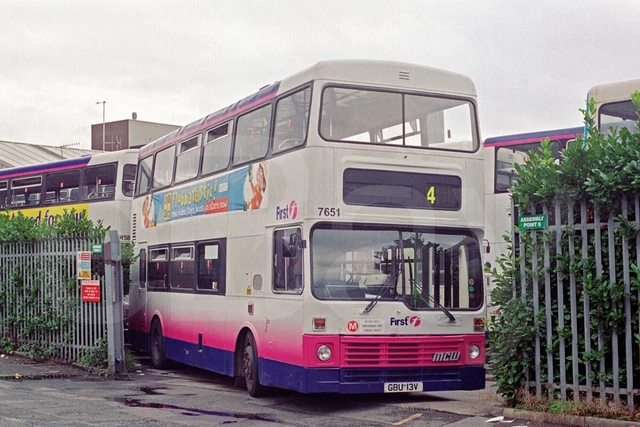 BUS PHOTO - Yorkshire Rider First Leeds 7651 GBU13V MCW Metrobus ex ...