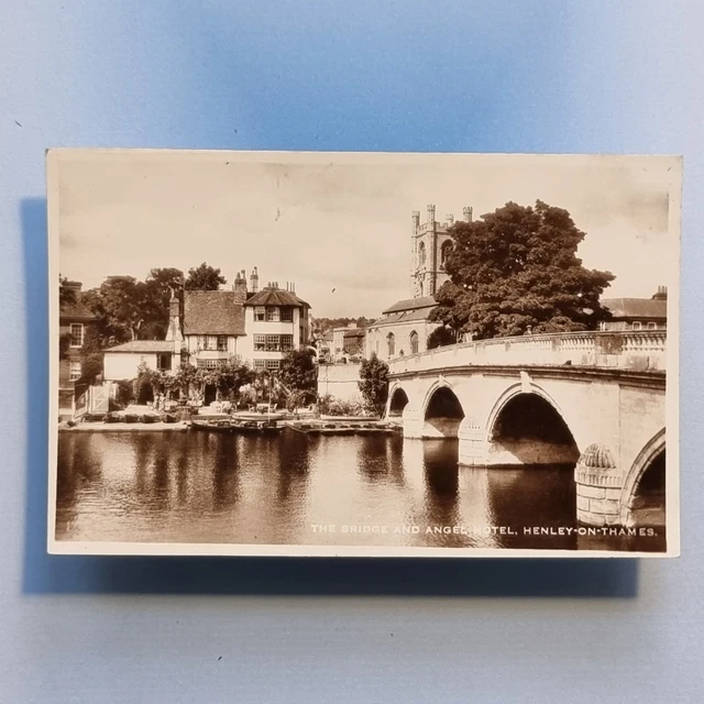 HENLEY ON THAMES Postcard C1930 Real Photo Angel Hotel Pub & Bridge ...