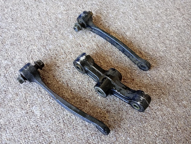 SUSPENSION STRUT LINKAGE Deflection Bone Suzuki GSX 600 F 1993 £21.49 ...