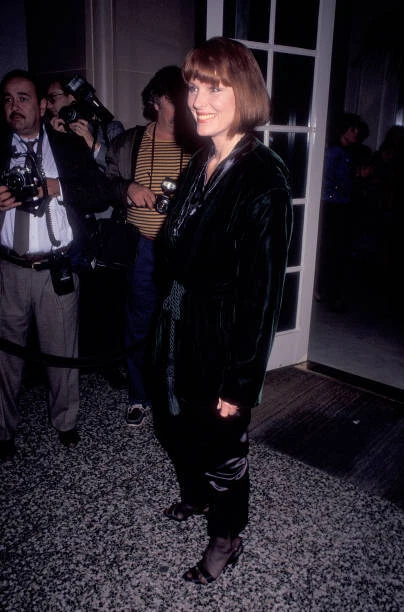 ACTRESS MARIETTE HARTLEY at the Ark Trusts Fifth Genesis Award- 1991 ...