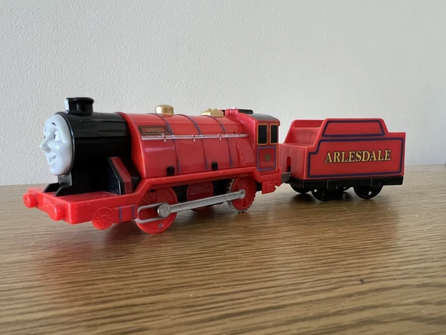 THOMAS THE TANK Engine - Motorised ‘Mike And Arlesdale’ £9.99 - PicClick UK